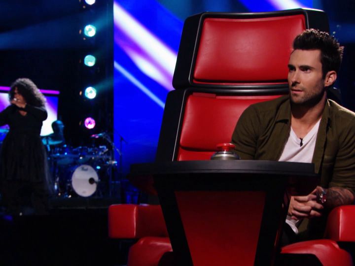 Adam Levine le cambia el nombre a Kim Yarbrough tras su gran actuación ...