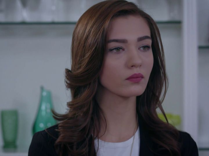 Elif - Temporada 4 - Capítulo 212