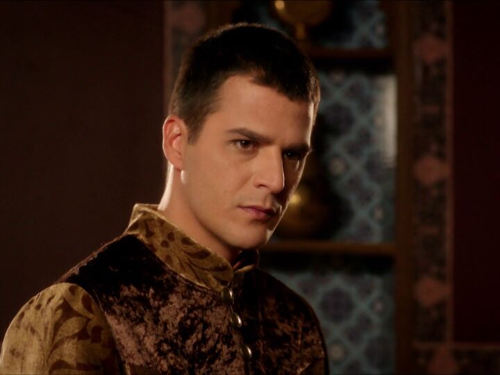 El Sultán - Emitido en TV (04-10-22)