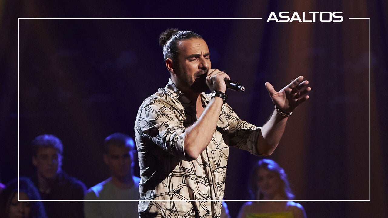 La Voz 2022 - Adrián Benítez canta 'Pájaros de barro'