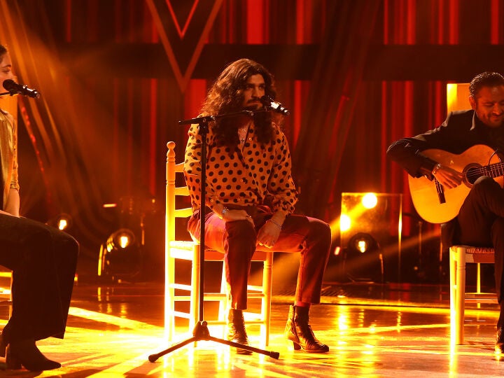La Voz - Israel Fernández y Nereida Sanchón cantan "Platero"