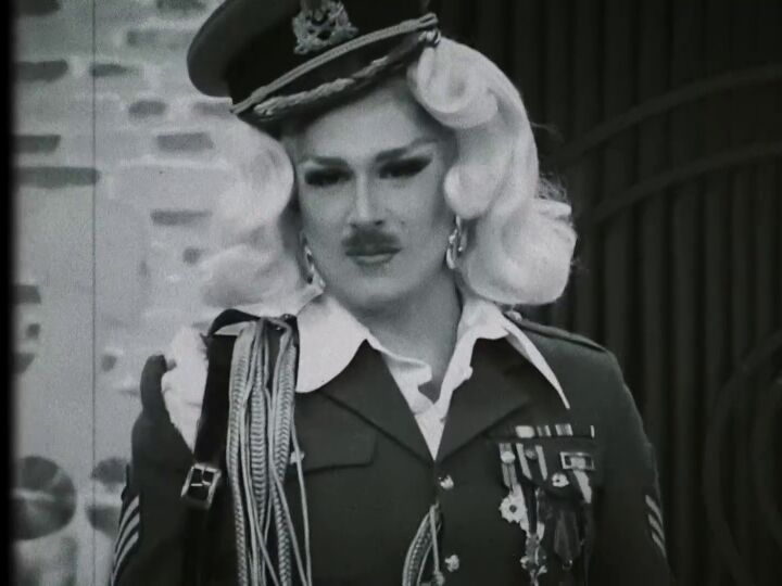 Laca Udilla da un golpe de Estado en su llegada al taller de Drag Race ...