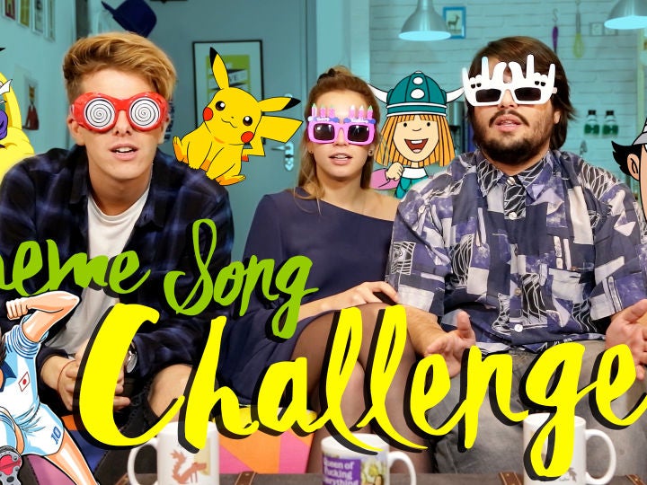 Flooxer | Roomies - Theme Song Challenge