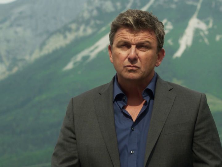 Doctor en los Alpes - Temporada 10 - Capítulo 8: Sangre, sudor y ...