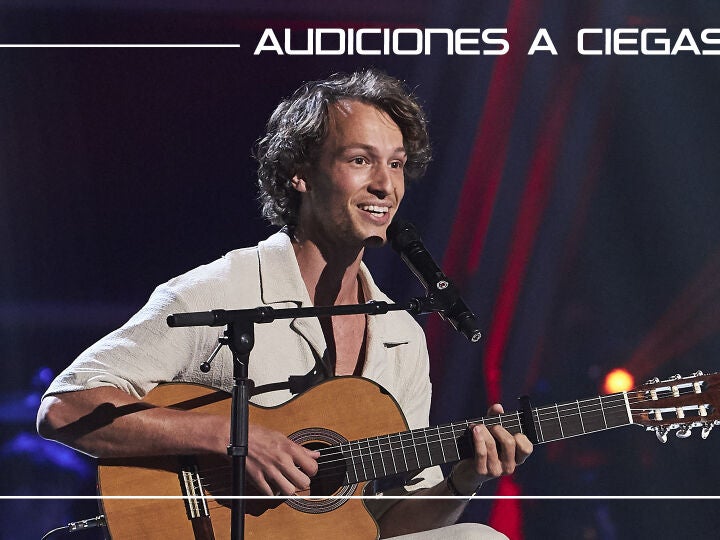 La Voz 2022 - P1: Audiciones a ciegas - Antón Perard canta 'Une femme ...