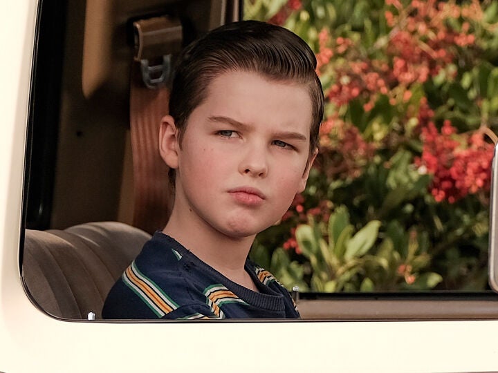 El joven Sheldon - Temporada 3 - Capitulo 14: Una mala racha, una cruz ...