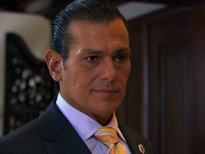 Camaleones - Temporada 1 - Capítulo 30