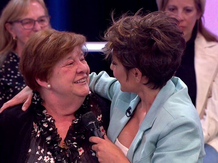 El emotivo reencuentro de Sonsoles Ónega con una madre que perdió a su ...