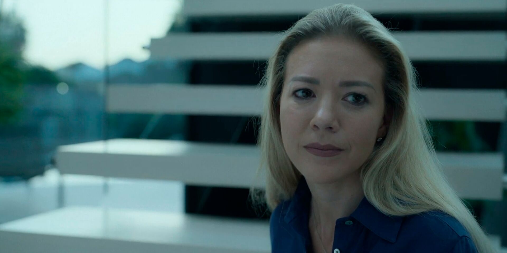 Isla brava - Temporada 1 - Capítulo 6: La carta robada